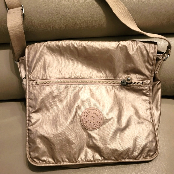 Kipling | Bags | Kipling Loftin Metallic Messenger Bag Rosegold Satchel ...